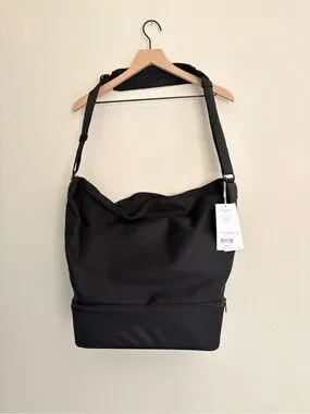 BEIS | Bags | Beis The Day Tripper Nylon Tote In Black | Poshmark